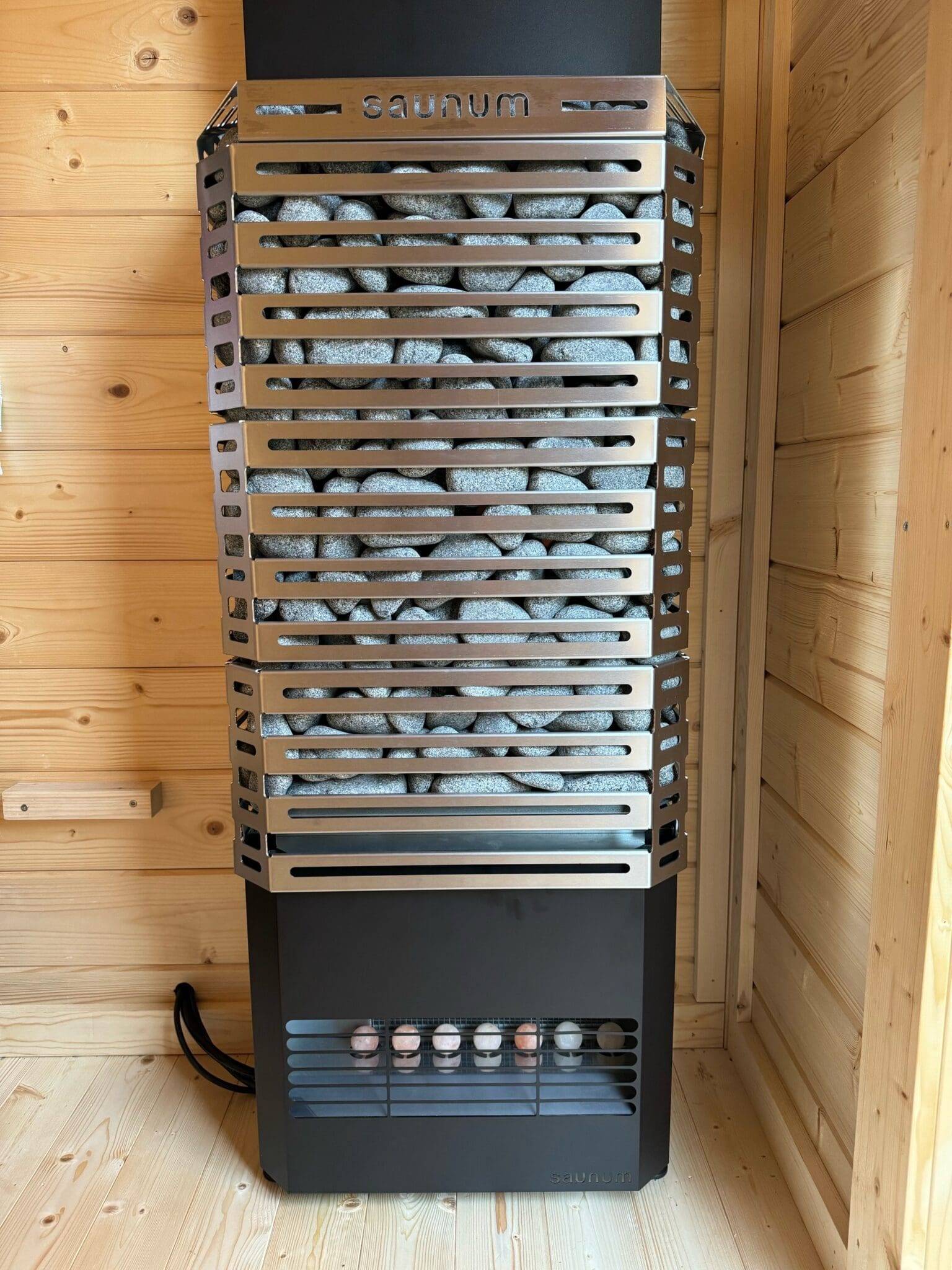 SaunaLife G2 Small Outdoor Sauna Kit With 2 Bench Levels ...