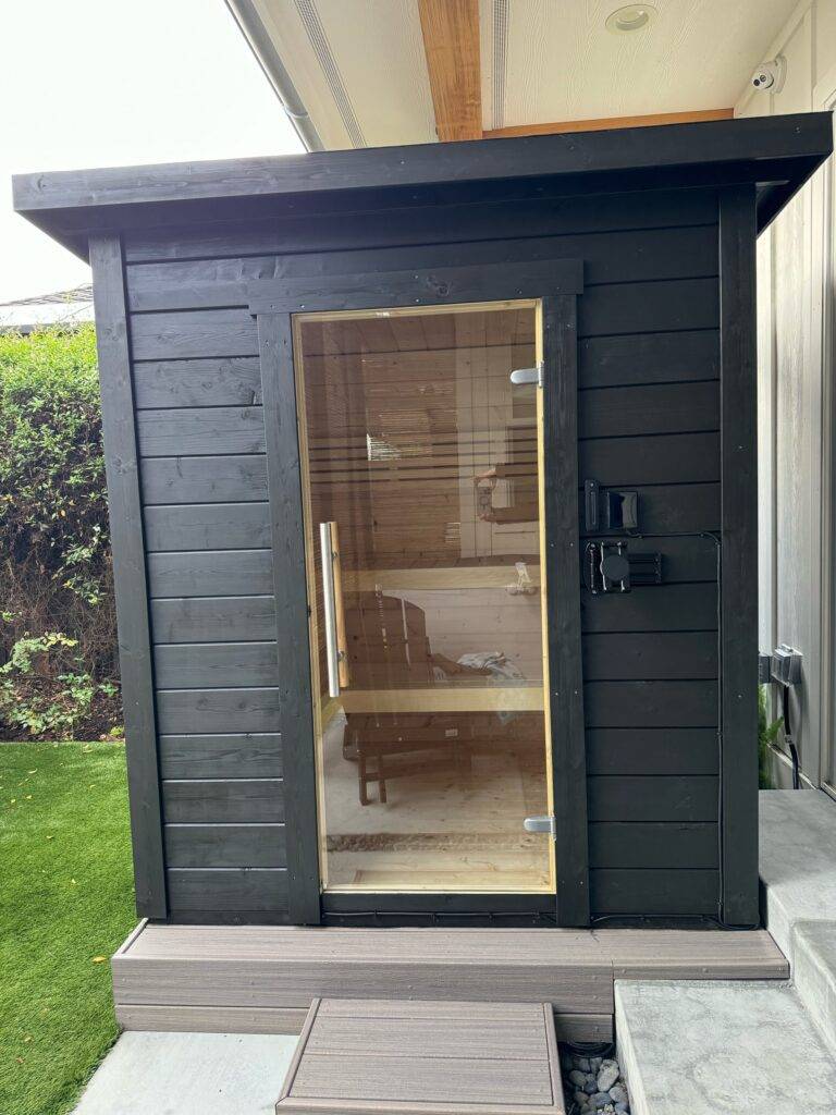 SaunaLife G2 Small Outdoor Sauna Kit With 2 Bench Levels ...